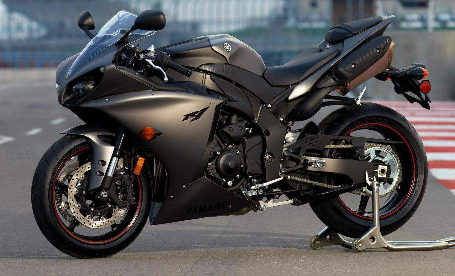 R1 R1